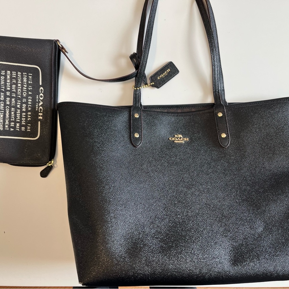 Coach Reversible Monogram Tote - Gem